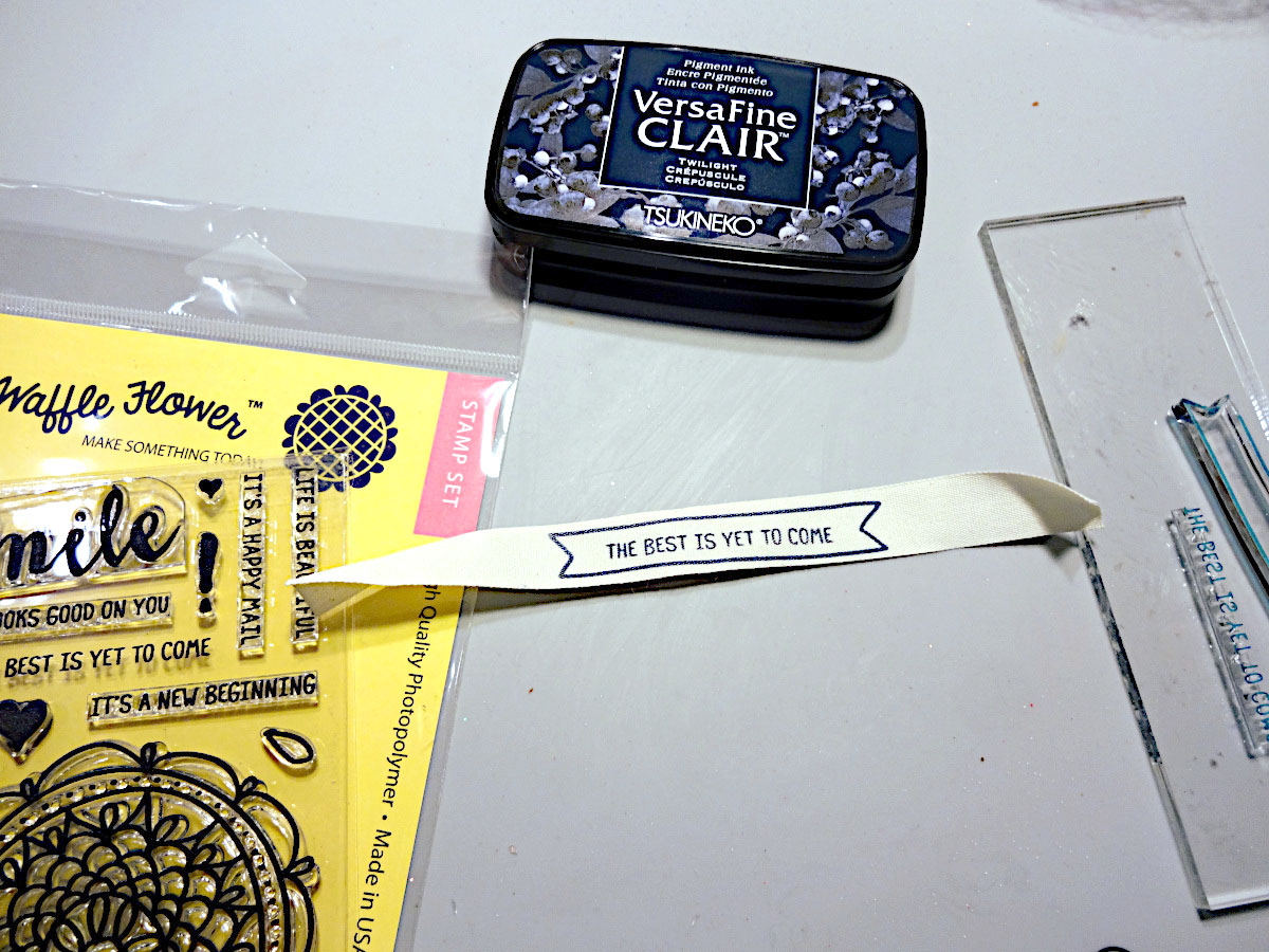 Learn How to Create a Card with a Panel of Denim Fabric | Imagine Blog