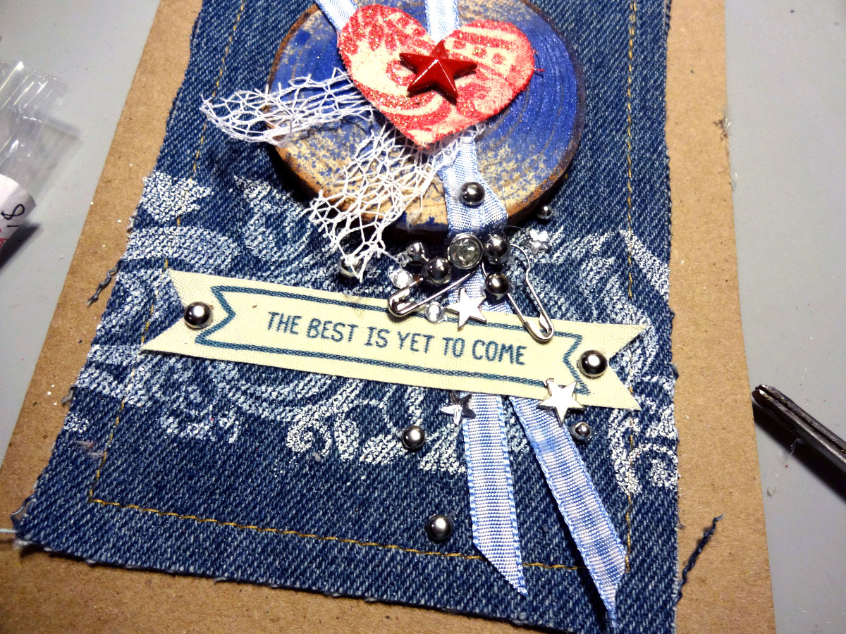 Learn How to Create a Card with a Panel of Denim Fabric | Imagine Blog
